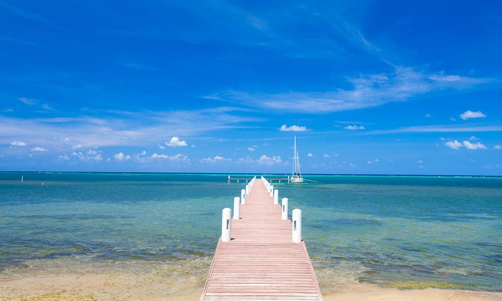 4 Bedroom Luxury Beachfront Home for Sale, Blue Harbour, Roatan - 7th ...