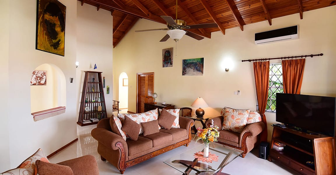 6 Bedroom Property for Sale, Rodney Heights, St Lucia - 7th Heaven ...