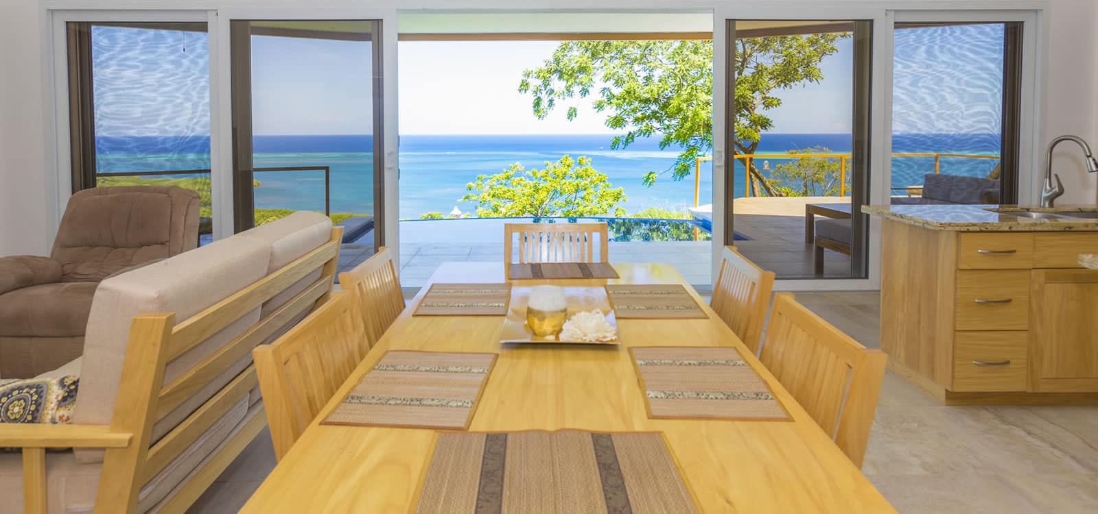 2 Bedroom Home for Sale, Big Bight, Roatan - 7th Heaven Properties