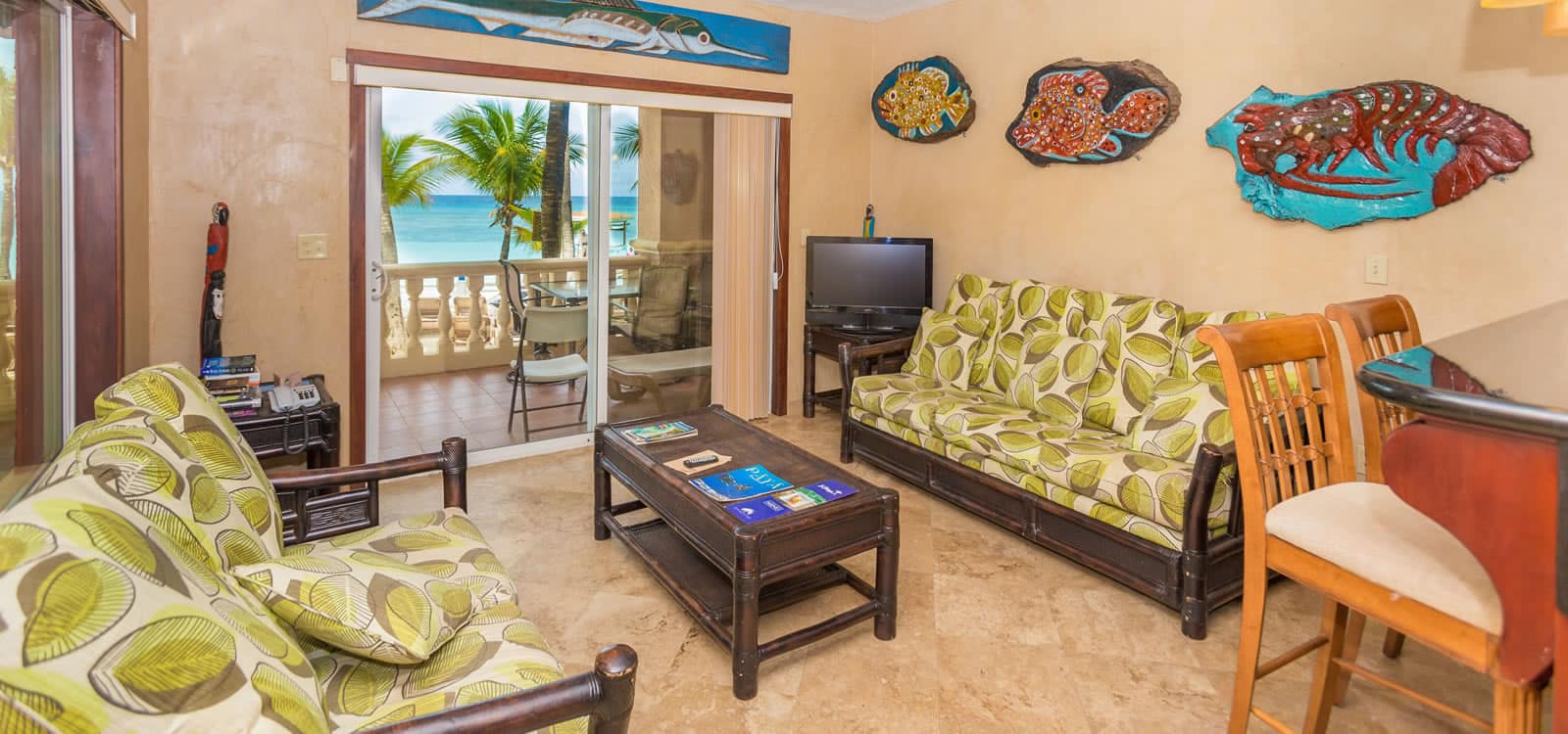 1 Bedroom Beachfront Condo for Sale, Infinity Bay, Roatan - 7th Heaven ...