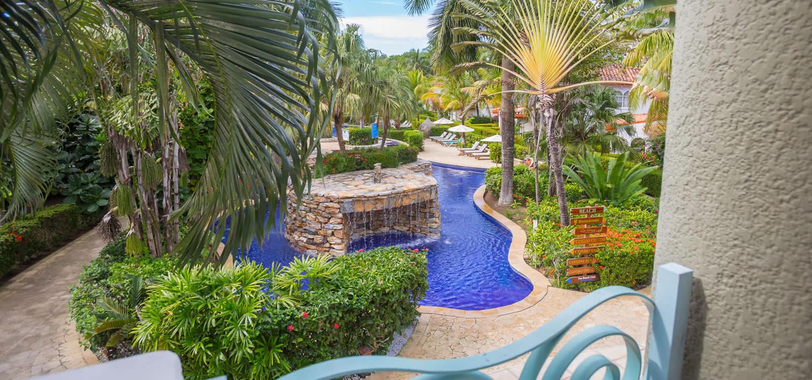 2 Bedroom Condo for Sale, West Bay Beach, Roatan - 7th Heaven Properties