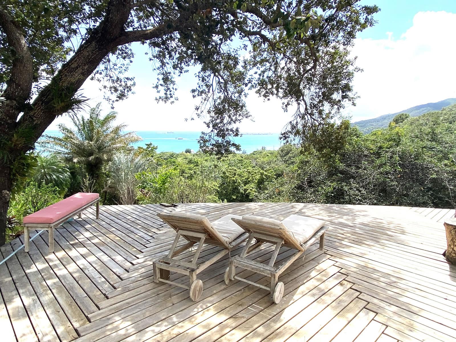 Beautiful 20 Acre Waterfront Estate for Sale, Guanaja, Bay Islands ...