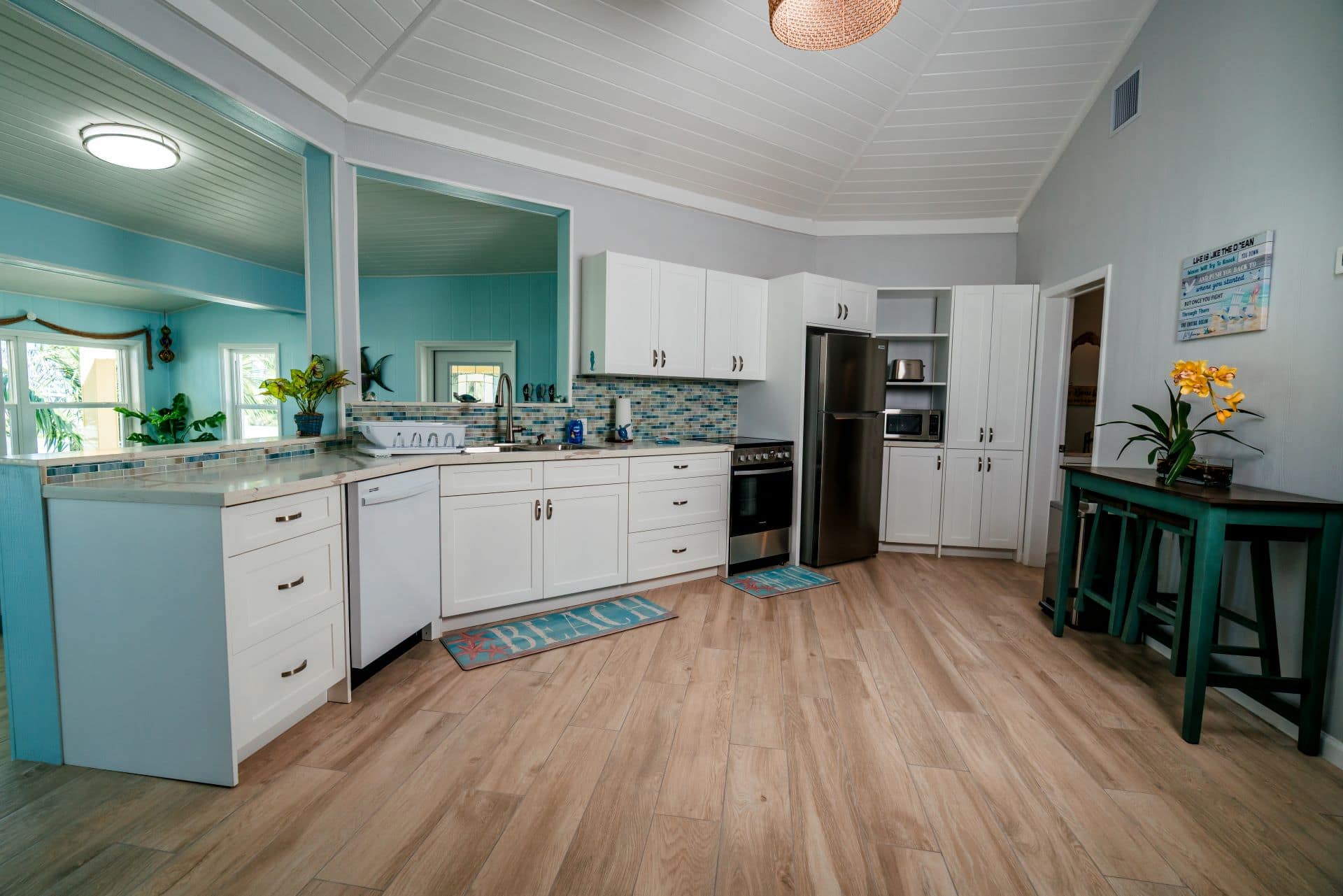 2 Bedroom Cottage for Sale, Russell Island, Eleuthera, Bahamas - 7th ...