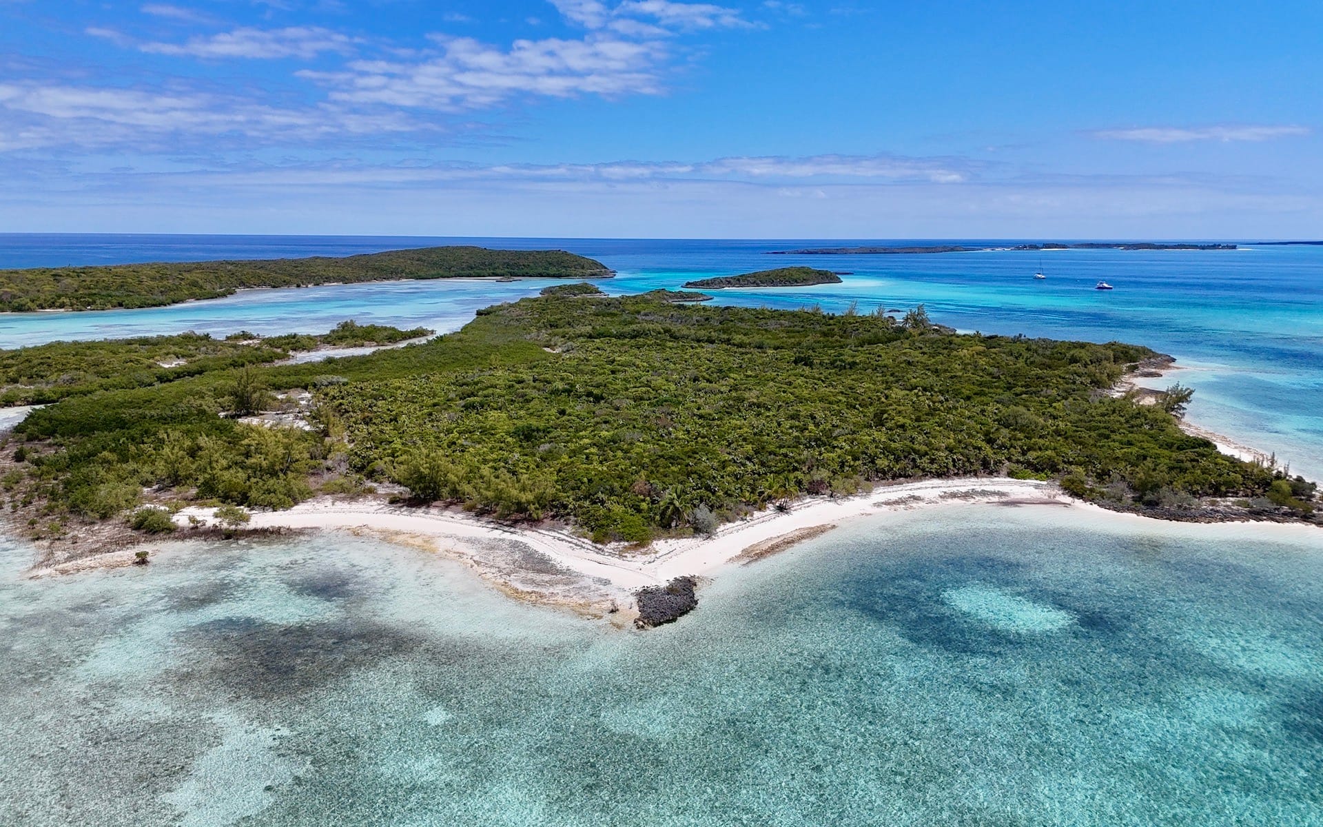 24 Acre Island for Sale, Berry Islands, Bahamas - 7th Heaven Properties