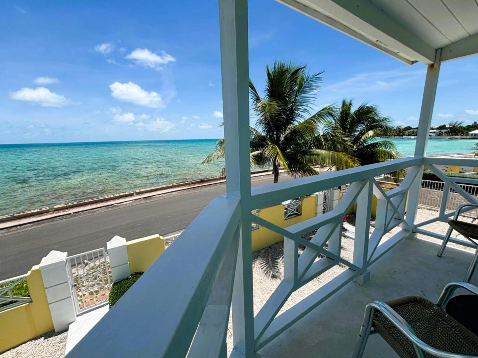 3 Bedroom Condo for Sale, 2 Sunrise Shores, Eastern Road, New ...