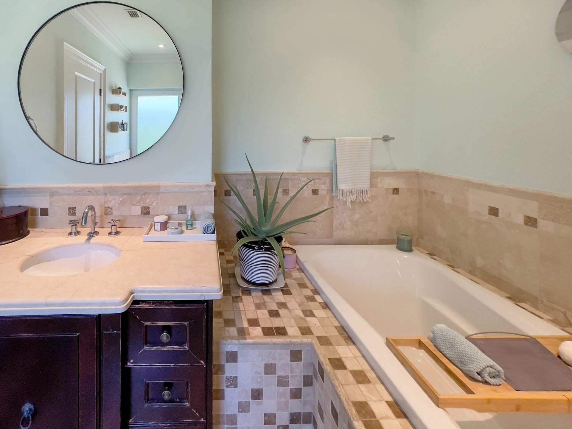 2 Bedroom Suite R2-7 for Sale, The Atrium Resort, Leeward ...