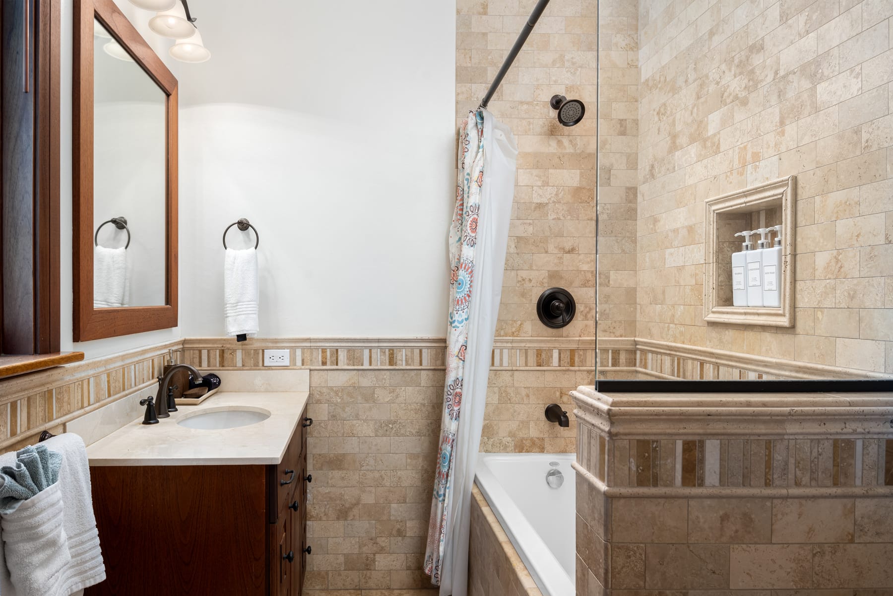 5 Bedroom Luxury Beachfront Villa for Sale, Sapodilla Bay ...