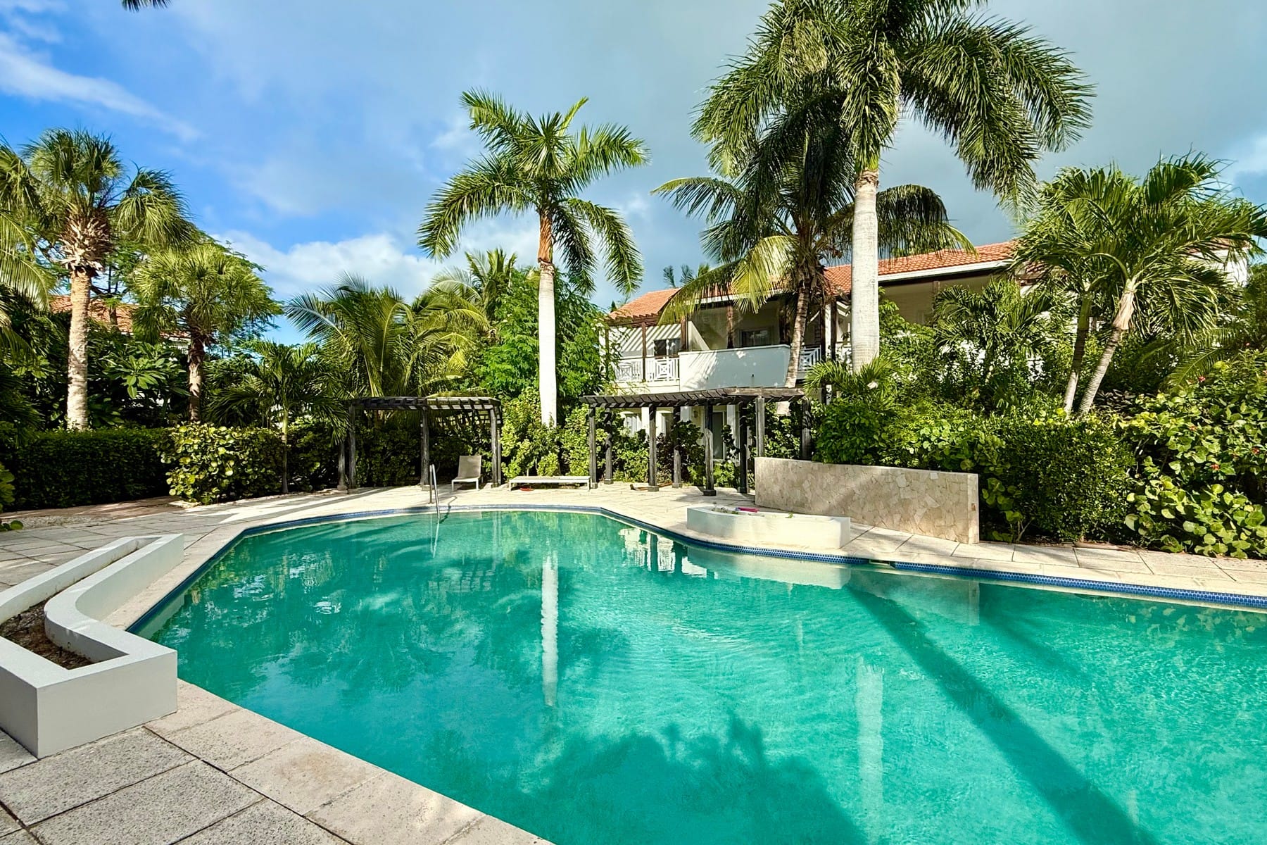 2 Bedroom Townhome 14 for Sale, Flamingo Park, The Bight ...