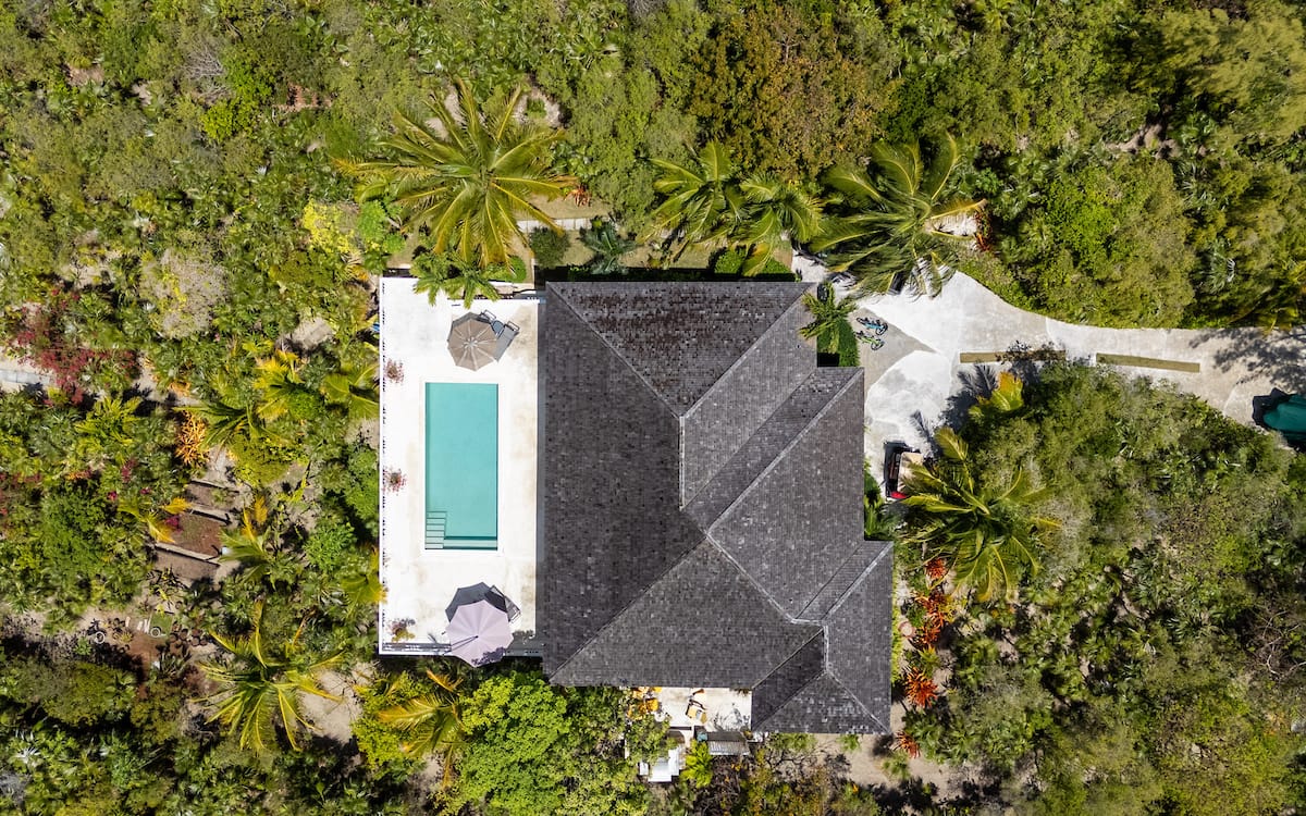 2 Bedroom Waterfront Home for Sale, Windermere Island, Eleuthera ...