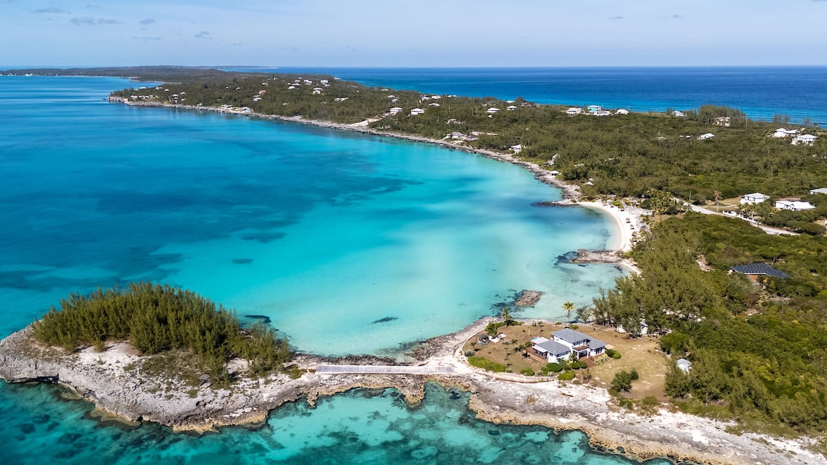 3 Bedroom Beachfront Estate for Sale, Rainbow Bay, Eleuthera, Bahamas ...