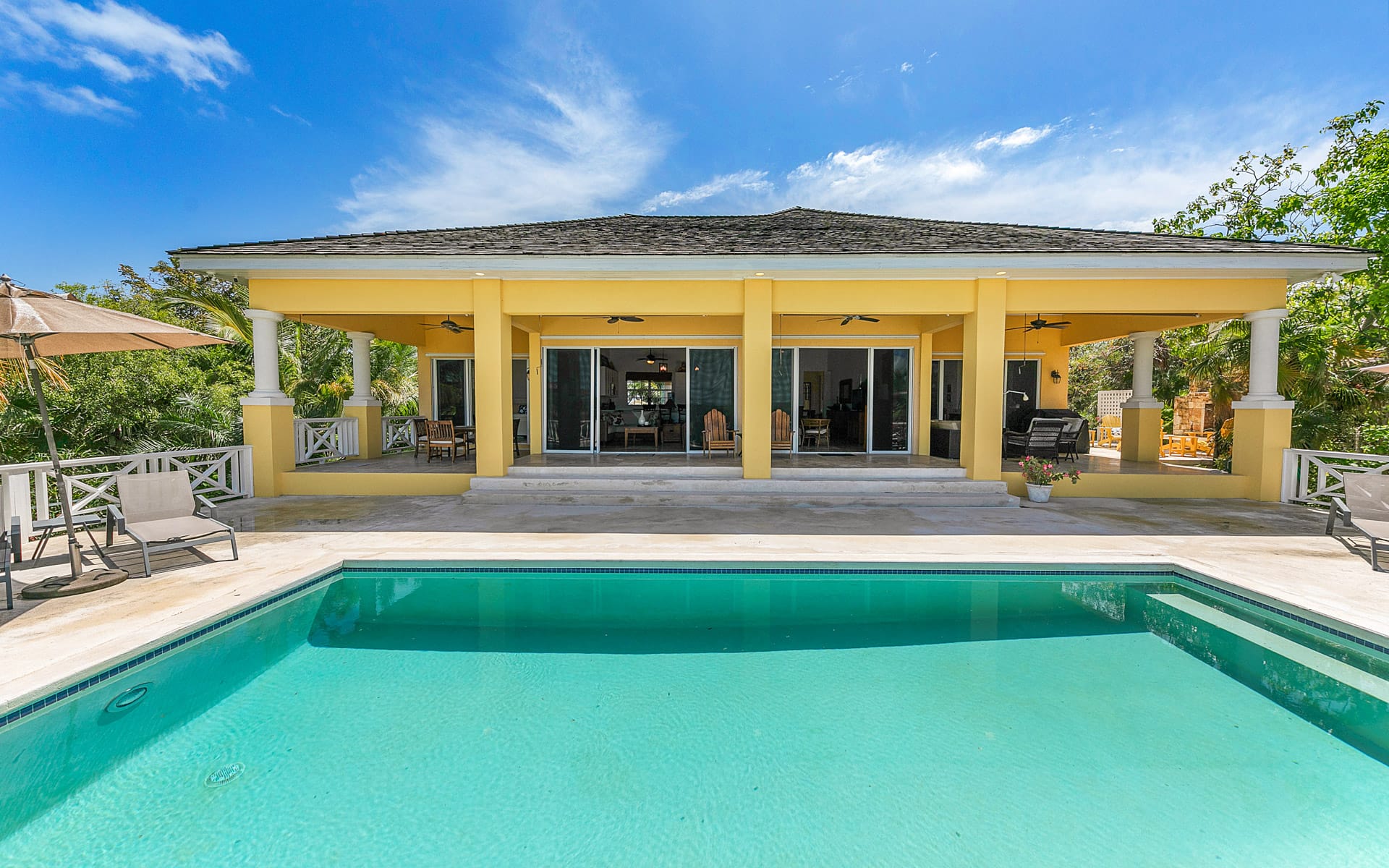 2 Bedroom Waterfront Home for Sale, Windermere Island, Eleuthera ...