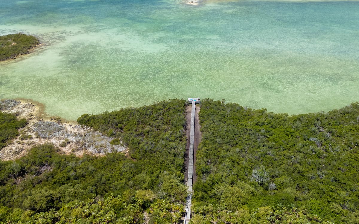 2 Bedroom Waterfront Home for Sale, Windermere Island, Eleuthera ...