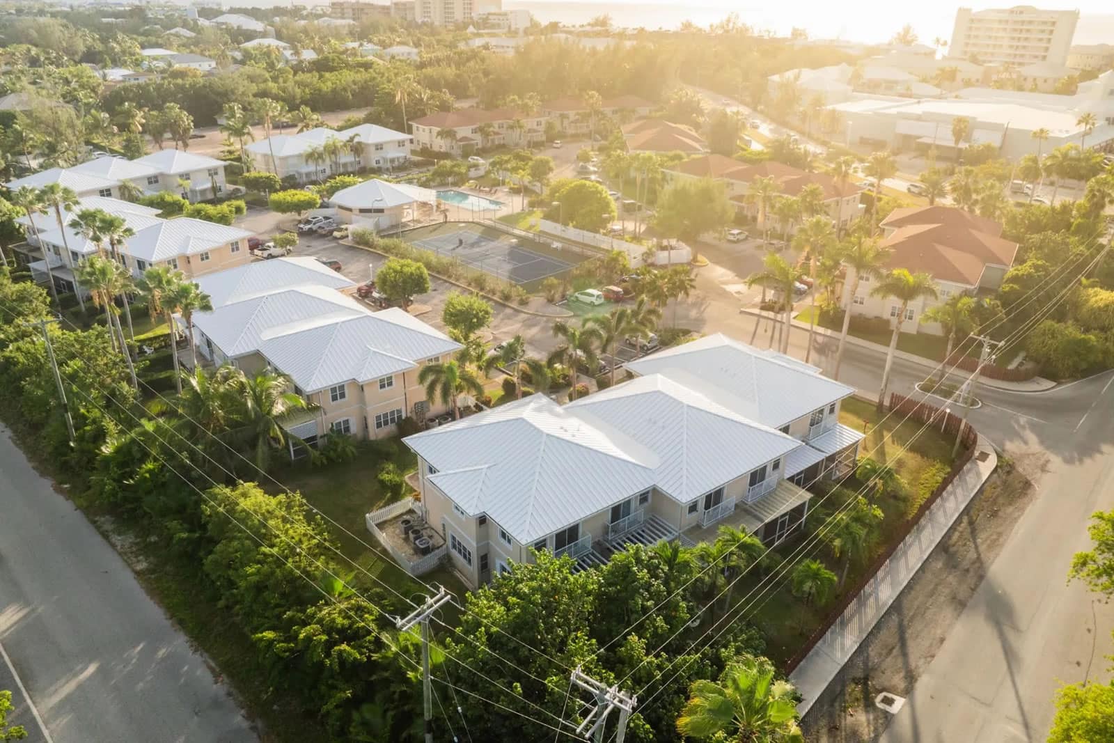 2 Bedroom Townhouse 1 for Sale, Southampton Gardens, Seven Mile Beach ...