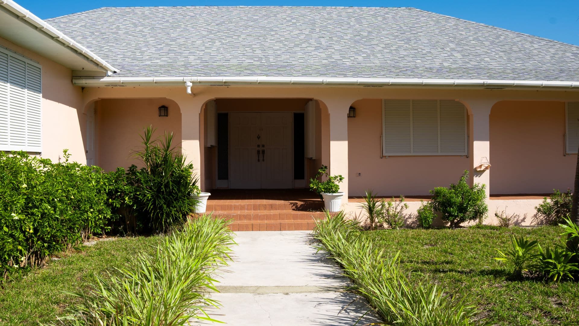 3 Bedroom Home for Sale, Russell Island, Spanish Wells, Eleuthera ...