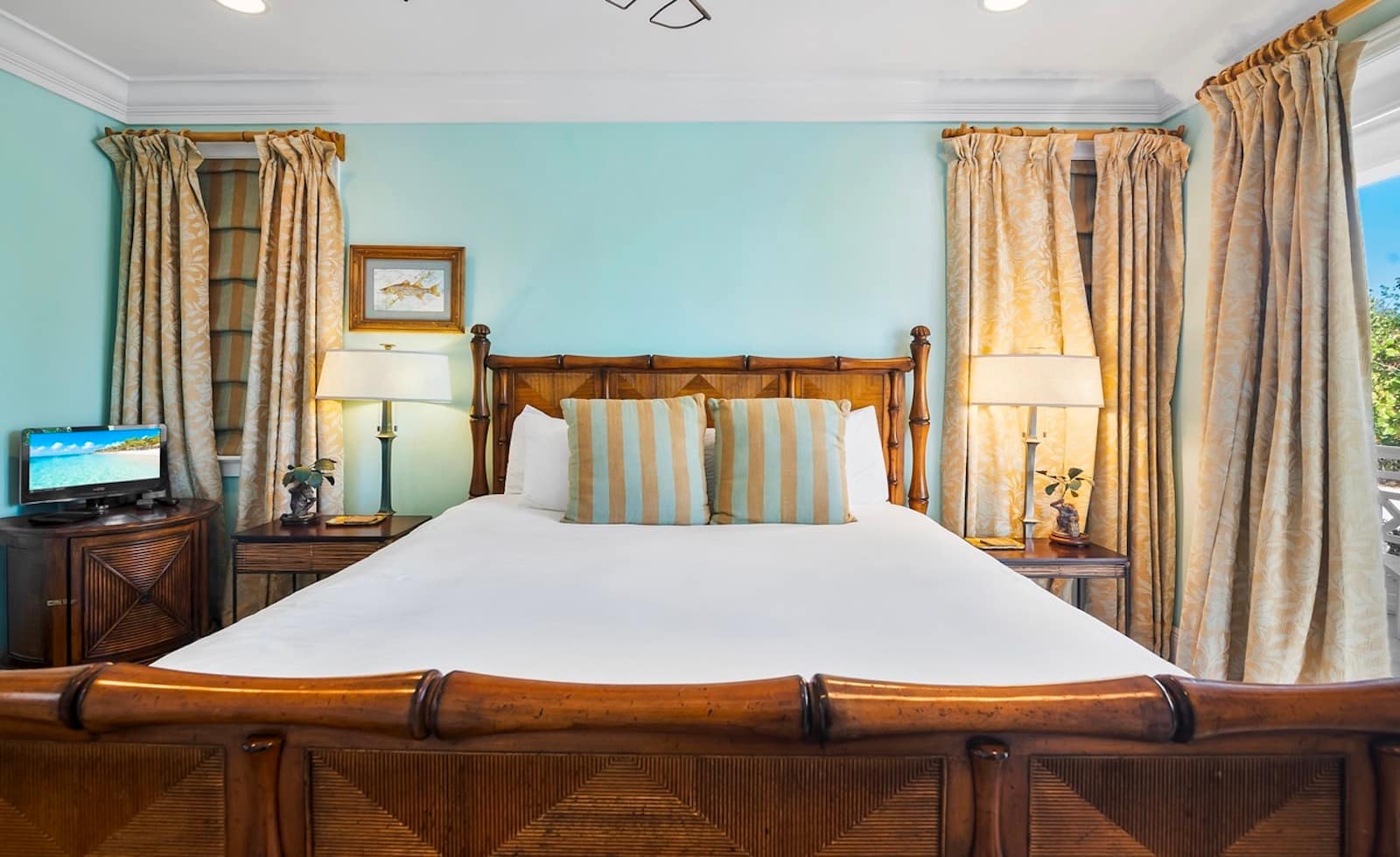 4 Bedroom Luxury House for Sale, February Point, Exuma, Bahamas - 7th ...