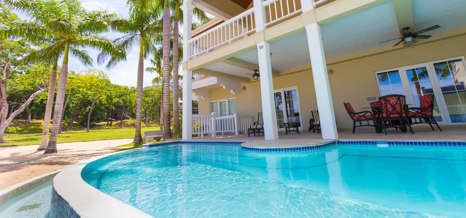 1 Bedroom Beachfront Condo for Sale, Lawson Rock, Roatan - 7th Heaven ...