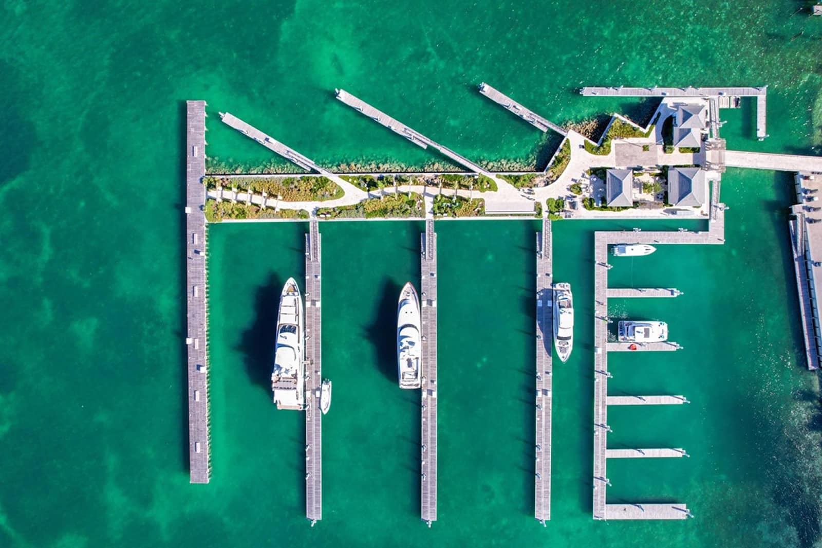 2 Bedroom Waterfront Unit for Sale, Briland Club Residences & Marina ...