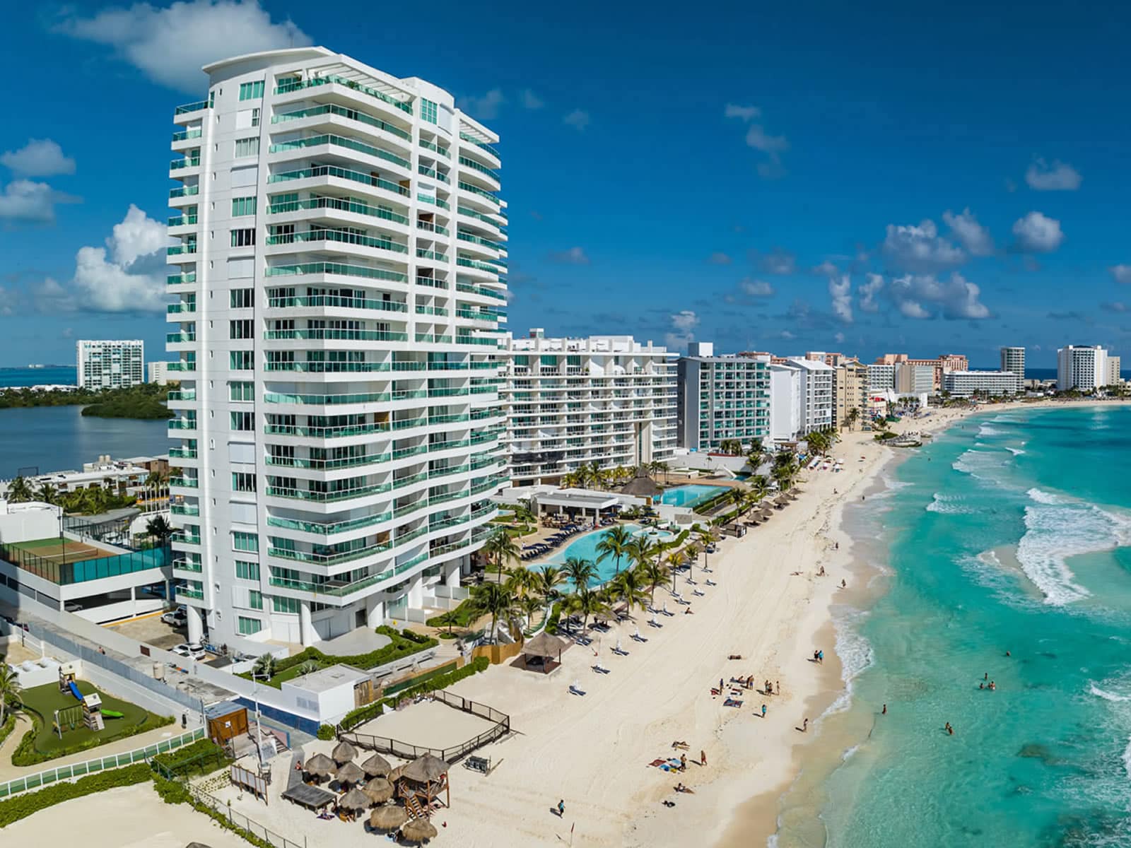 3 Bedroom Beachfront Apartment for Sale, Portofino, Cancun, Mexico - 7th Heaven Properties